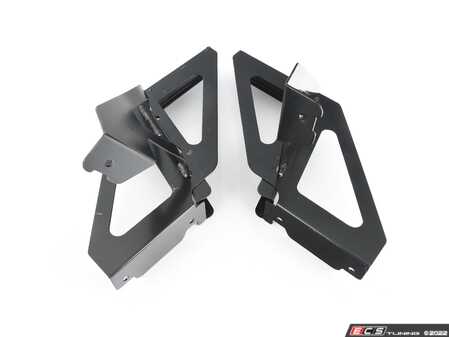 ECS - 51747330558 - JCW GP2 Rear Center Diffuser Retrofit Kit