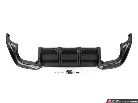 ECS - 033111LA01KT - MK8 Golf R Carbon Fiber Rear Diffuser