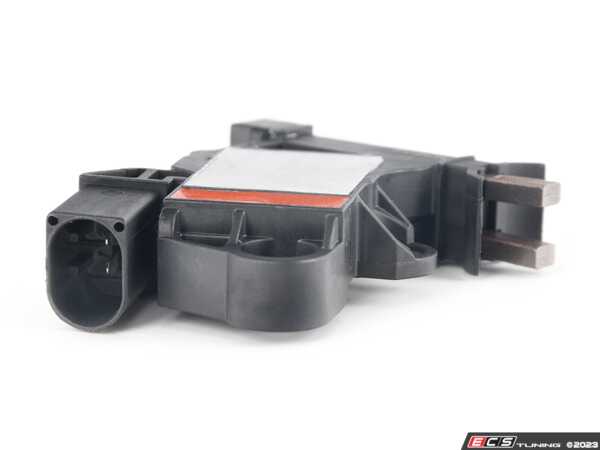 Bosch - 12317561939 - Voltage Regulator