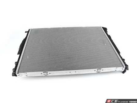 Genuine BMW - 17118652497 - Radiator (17-11-8-652-497)