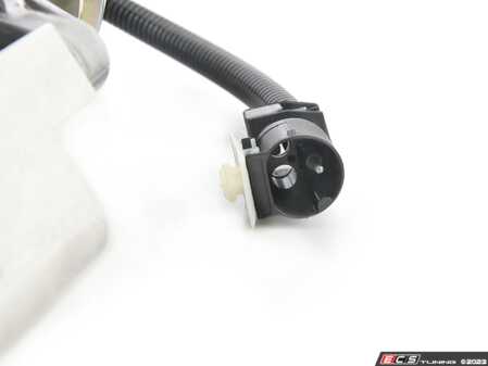 Genuine BMW - 64528390468 - A/C Compressor with Clutch for R134a ...