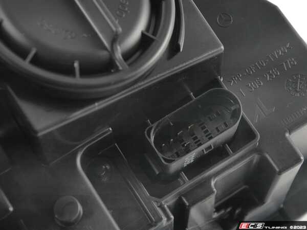 Genuine Mercedes Benz - 204820995980 - Remanufactured Headlamp Assembly ...