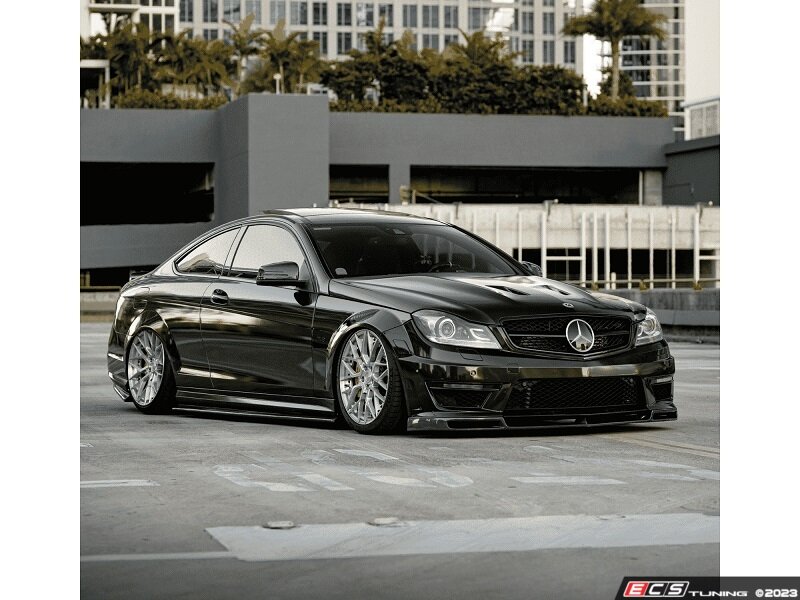 Suvneer - W204C63CFLIP2VRS - RS Designed W204 Facelift C63 Carbon Fiber ...