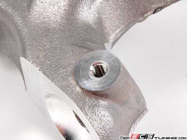 Genuine BMW - 31216793924 - Front Wheel Bearing Housing - Right (31-21 ...