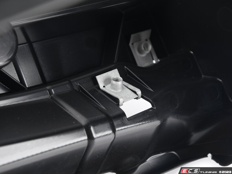 Genuine BMW - 51748073523 - AIR DUCTS TO RADIATOR (51-74-8-073-523)