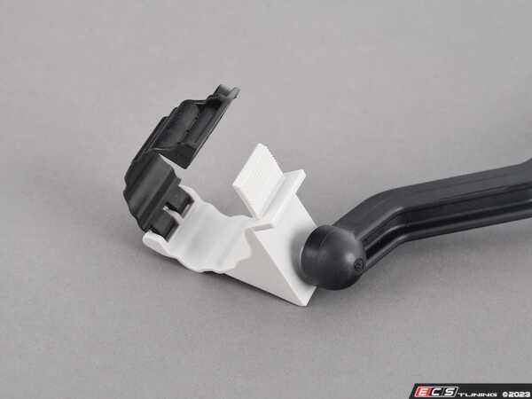 Genuine BMW - 37148851843 - JOINTED ROD FRONT (37-14-8-851-843)