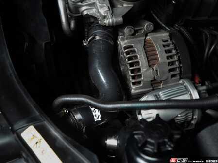 ECS - 008640LA01 - N54 Performance Silicone Radiator Hoses