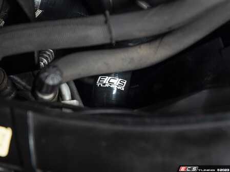 ECS - 008640LA01 - N54 Performance Silicone Radiator Hoses