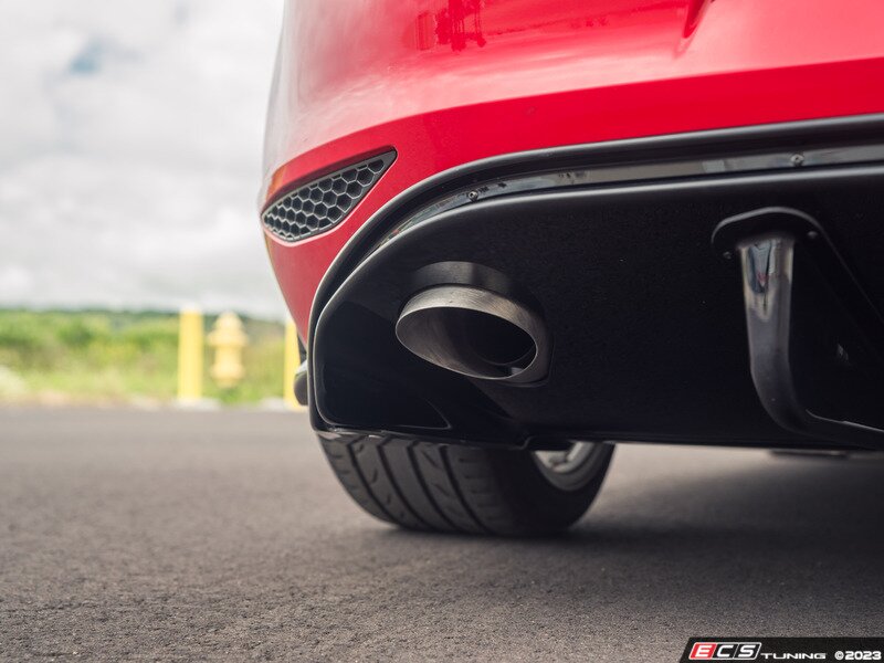 ECS - 014482la01-01KT - MK7 GTI Functional Aerodynamic Rear Diffuser Kit