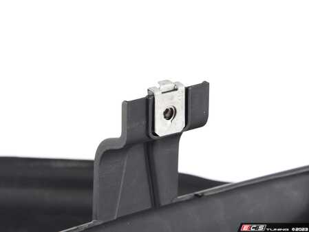 Genuine BMW - 51748071400 - Air Duct - Exterior Radiator - Right ...