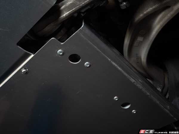 ECS - 044137la01KT - C8 RS6 / RS7 / S6 / S7 Street Shield Skid Plate