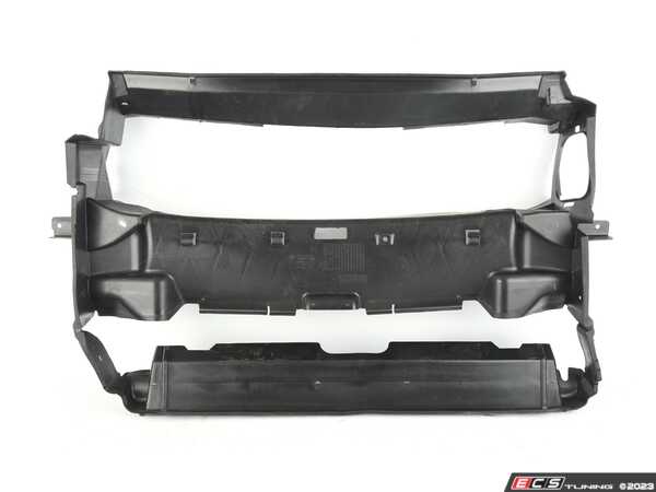Genuine BMW - 51747459157 - Air Duct - Radiator - Racetrack (51-74-7 ...