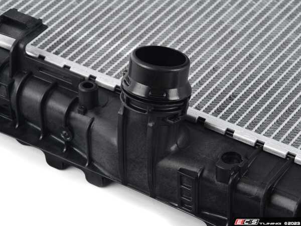 Genuine BMW - 17118743663 - BMw Radiator (17-11-8-743-663)