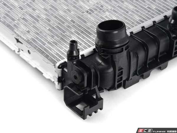 Genuine BMW - 17118743663 - BMw Radiator (17-11-8-743-663)