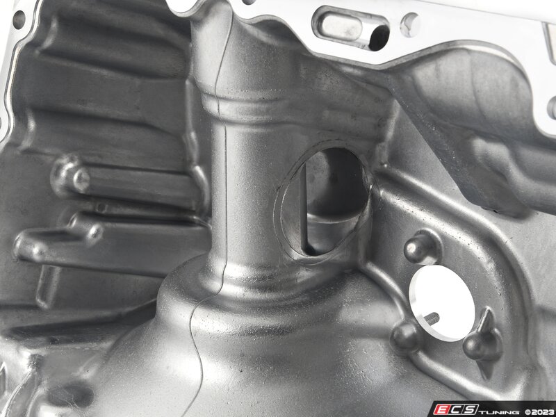 Genuine BMW - 11138611695 - Oil Pan (11-13-8-611-695)