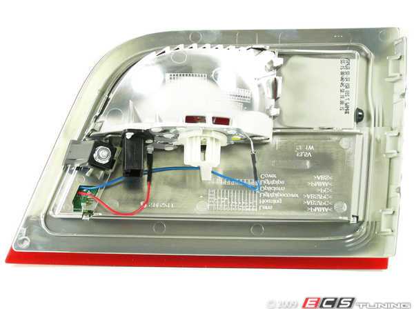 Genuine BMW - 63217295340 - Rear Trunk Light (63-21-7-295-340)