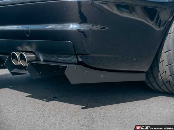 ECS - 047616la01KT - E46 M3 Street Flow Rear Diffuser