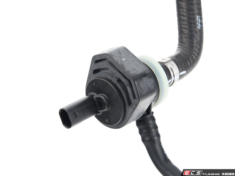 Genuine Mercedes Benz - 2740187301 - BLEED LINE