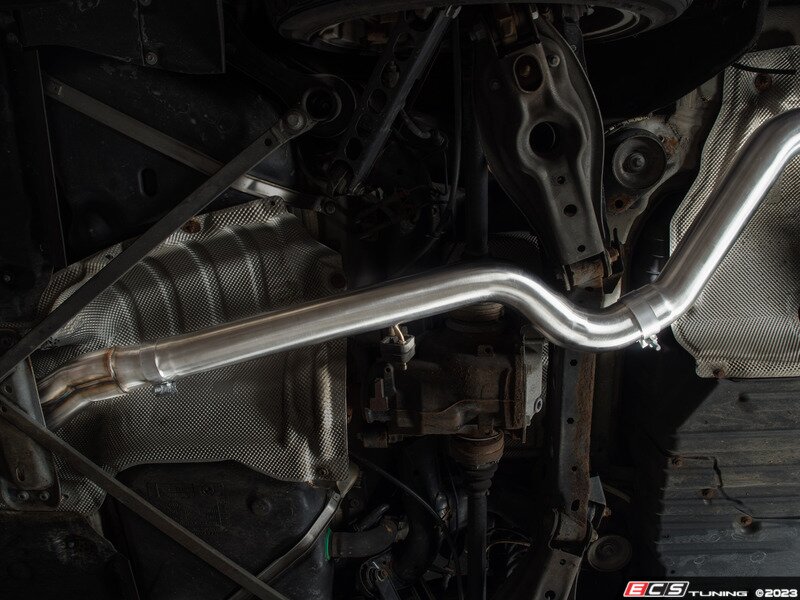 ECS - 030471LA02 - E82 128 Muffler And Res Delete