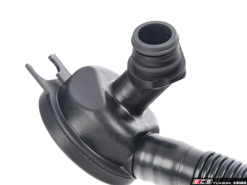 URO - 1560100370 - Engine Crankcase Valve With Hose
