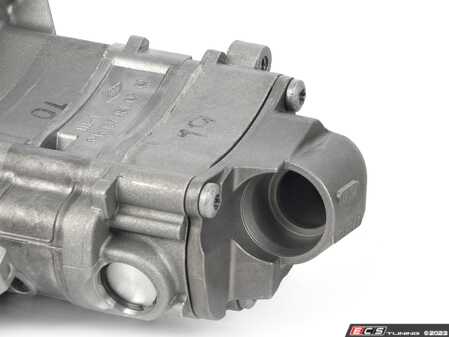 Genuine Mercedes Benz - 1131803301 - Oil Pump