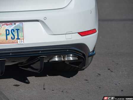 ECS - 039591LA01-01KT - MK7.5 Golf R Functional Aerodynamic Rear ...