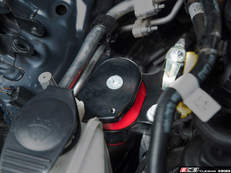 ECS News - New MK8 GTI & Golf R Engine & Trans Poly Mounts