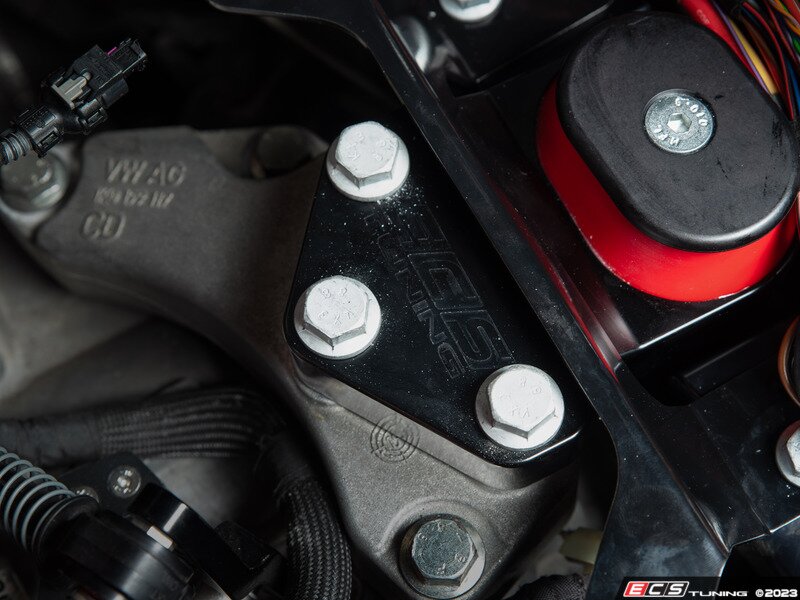 ECS News - New MK8 GTI & Golf R Engine & Trans Poly Mounts