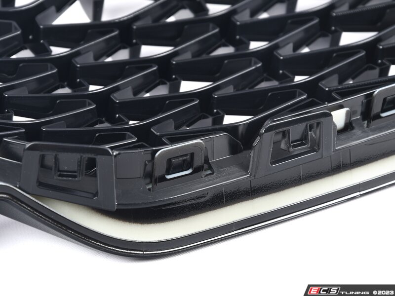 Genuine BMW - 51135A39378 - Shadowline Front Grill - Mesh-style - Black ...