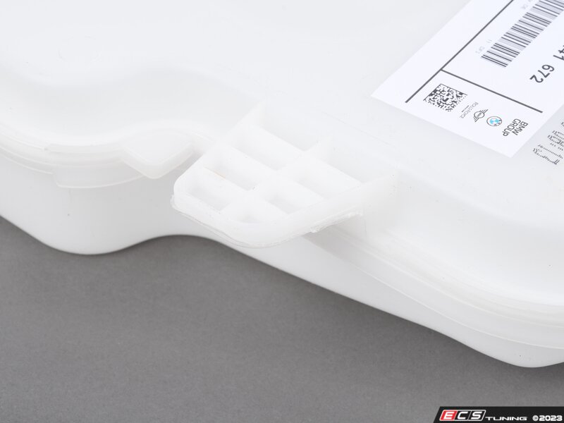 Genuine BMW - 61667241672 - Windshield washer fluid reservoir (61-66-7 ...