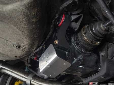 Turner Motorsport - 049424LA - E36 Reinforced Billet Differential Cover ...