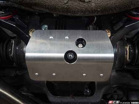 Turner Motorsport - 049424LA - E36 Reinforced Billet Differential Cover ...