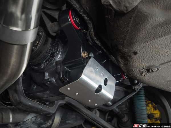 Turner Motorsport - 049424LA - E36 Reinforced Billet Differential Cover ...