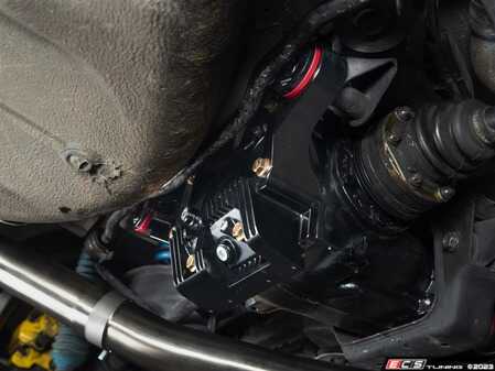 Turner Motorsport - 049424LA - E36 Reinforced Billet Differential Cover ...