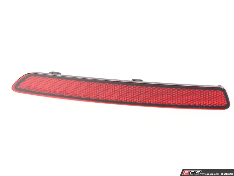 Genuine BMW - 63147476842 - REFLECTOR, REAR RIGH (63-14-7-476-842)