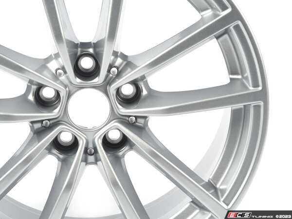 Genuine BMW - 36116883520 - Bmw Light Alloy Wheel V-Spoke 778 - 17" (36 ...