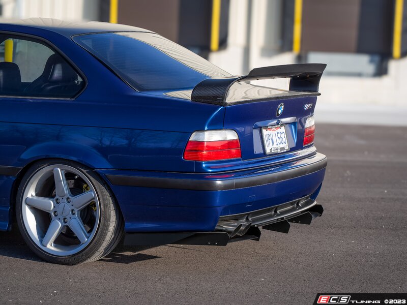 ECS - 047602la01KT - E36 M3 Street Flow Rear Diffuser