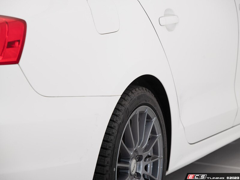 ECS - 051126LA01 - MK6 Jetta / Jetta GLI Lowering Spring Set