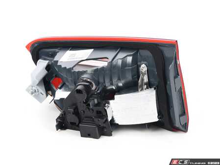 Genuine BMW - 63217350697 - Tail light - Left (63-21-7-350-697)