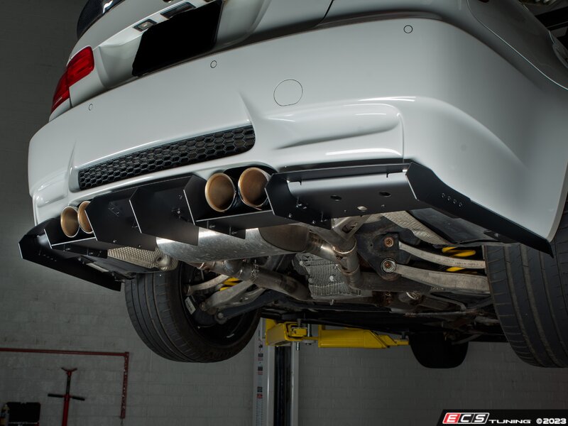 ECS News - New E92 M3 Street Flow Rear Diffuser