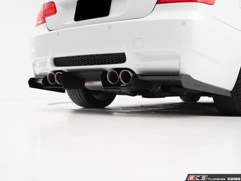 ECS News - New E92 M3 Street Flow Rear Diffuser