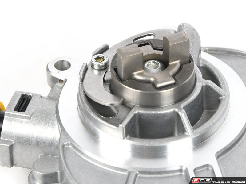 URO - 06E145100R - Vacuum Pump