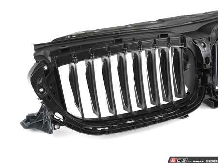 Genuine BMW - 51137497281 - Air Flaps - Upper (51-13-7-497-281)