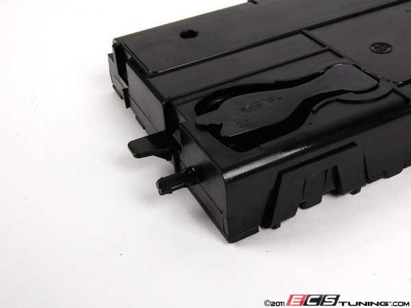 Genuine BMW - 51459173469 - Right Dashboard Cup Holder Assembly - Black ...
