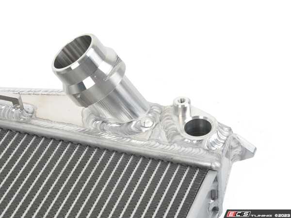 Mishimoto - MMRADE9007A - Performance Aluminum Radiator