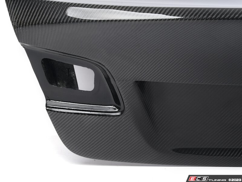 Suvneer - E92CSLTRKCF - CSL Designed Carbon Fiber Trunk - E92 M3/3-Series