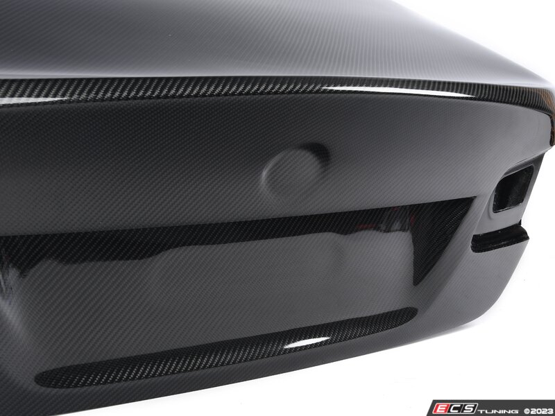 Suvneer - E92CSLTRKCF - CSL Designed Carbon Fiber Trunk - E92 M3/3-Series