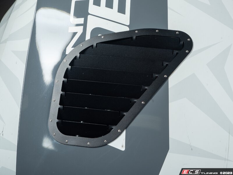 ECS - 051574la01KT - MK7 / MK7.5 GTI / Golf R Hood Vents