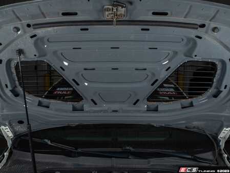ECS - 051574la01KT - MK7 / MK7.5 GTI / Golf R Hood Vents
