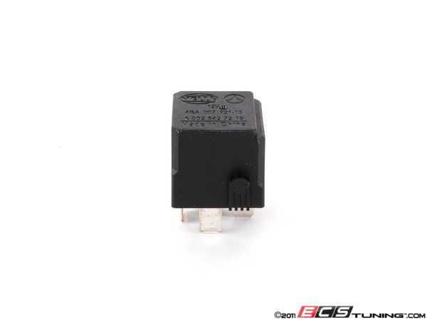 Genuine Mercedes Benz - 0009828023 - RELAY